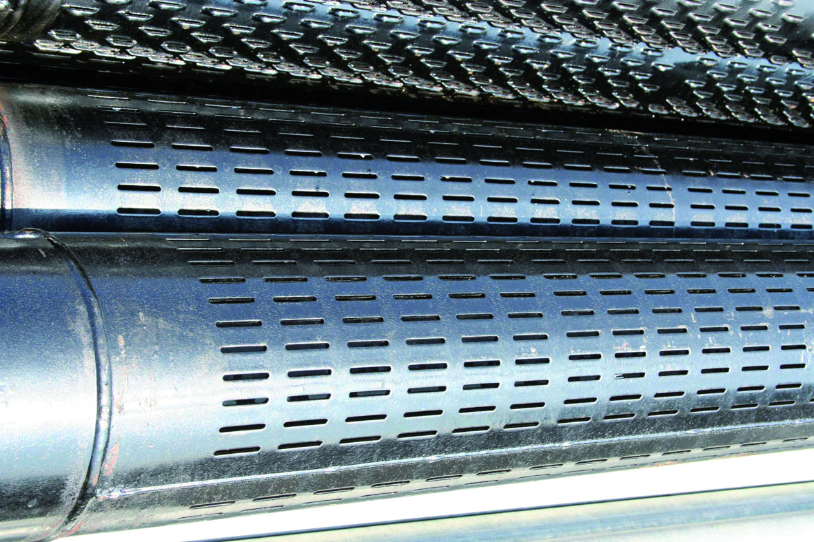 Oblong slotted screens – Pancera Tubi e Filtri